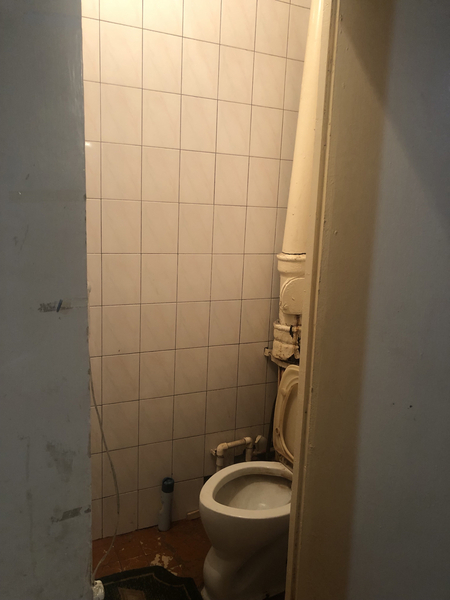 Chorsuda uy sotiladi srochna