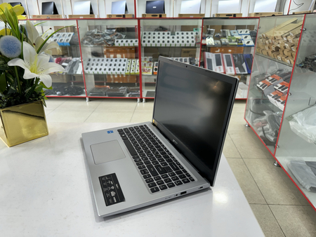 Acer core i3 11 avlod yangidek holatda dasturlash iahlariga ham boladi