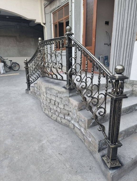 Sivarka xizmati Naves Perila