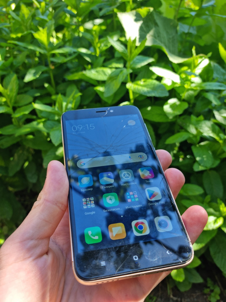 Продам Redmi 4x 32 gb