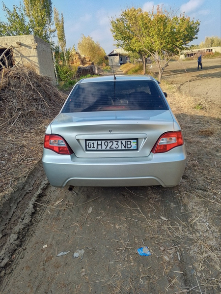 Nexia 2 ideal holatda