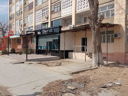 своя кв.3х для бизнеса. центр г.Навои. 1-2 эт. под офис+жильё+дворик