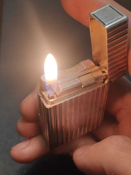 Оригинальная антикварная зажигалка St Dupont