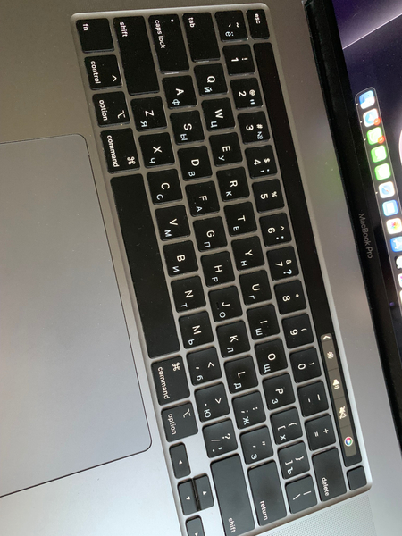 MacBook Pro 16-inch 2019 intel core i7 512gb продам!