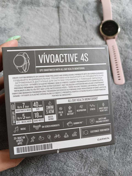 Продаются часы Garmin Vivoactive 4S