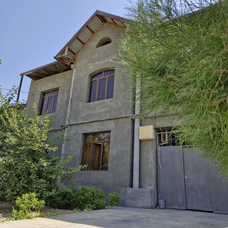 Fayzliy uy Muzaffar
Betonkada