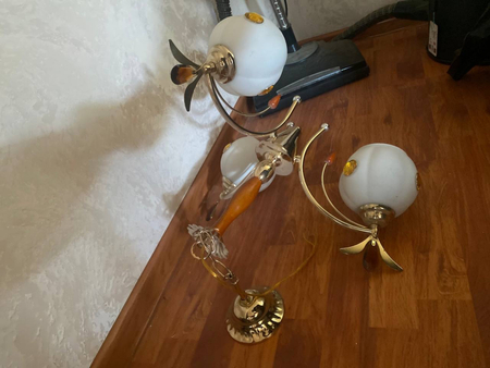 Продам люстру
