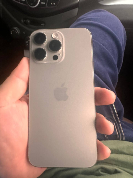 iphone 15 pro max 1 tr