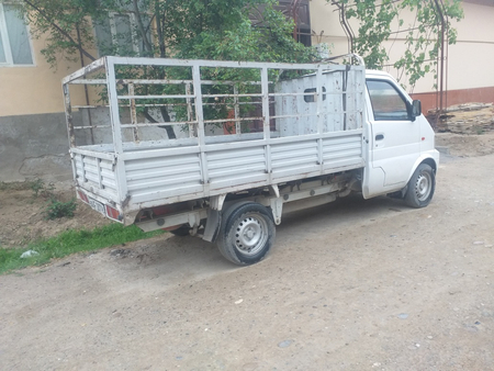 Dongfeng sotiladi zavodiskoy kesilmagan