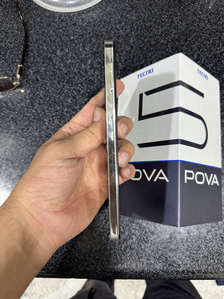 Techno pova 5 pamit 8.256g holati ideal karopka dak bor