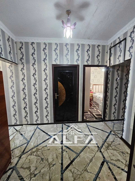 3 xonali 80m² 4-qavat sotiladi.