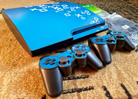 Playstaion 4 fat 500 gb 9.00 hen versiya