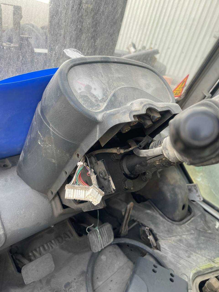 фронтальный погрузчик Hyundai 50L7A сотилади