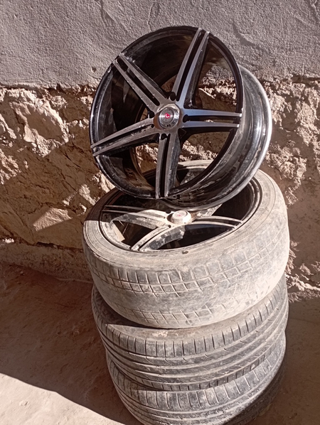Vossen deska sotiladi  srochna  xolati_zur 400km yurgan atigi.