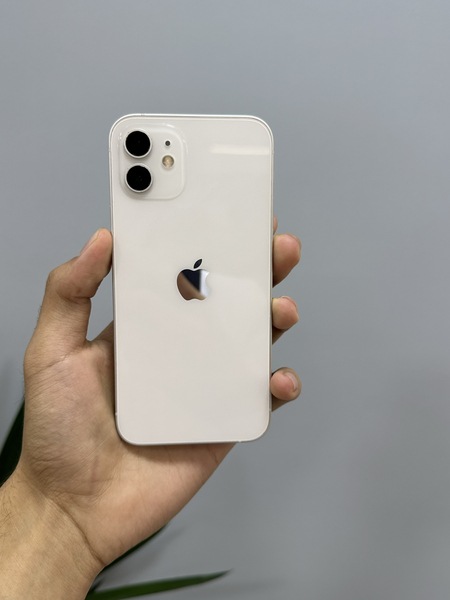 Iphone 12 arzon.