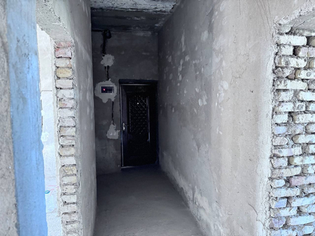 Продаётся 2х комнатная квартира, коробка на 5-этаже, дом ветренный ква