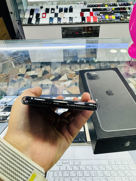 iPhone 11 Pro Max 256 gb ideal