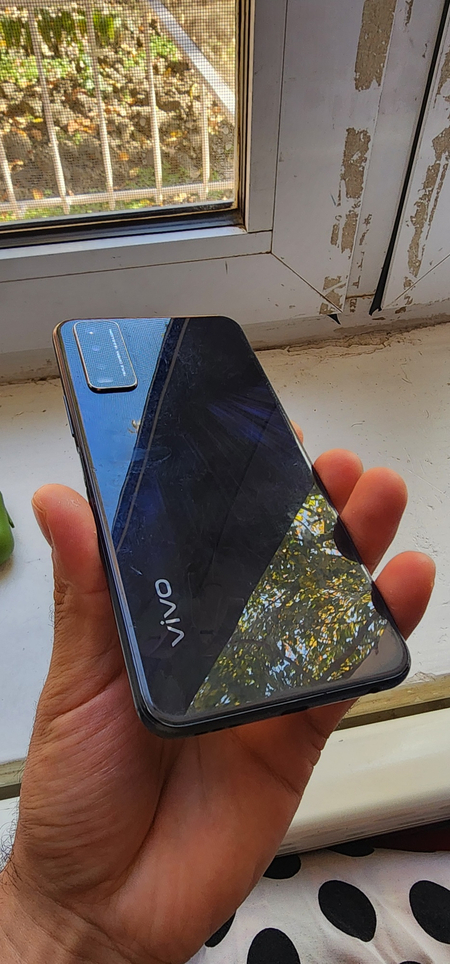 Vivo Y20   4ram. 64gb xotira
