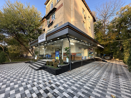 Аренда под офис магазин бутик show room! вдоль дороги ор: Тансыкбаев