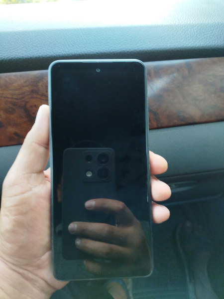 Tecno LH7n POVA 5 sotiladi 3 oy ishlatilgan