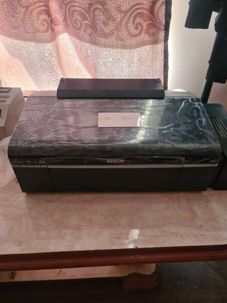 Epson 805,Epson M105,450VS апаратлари сотилади.