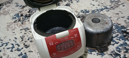 Продам корейскую рисоварку