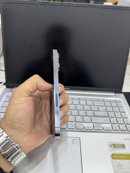 Iphone 13 pro 128 Naxt yoki nasiya