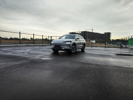 2025 BYD Songs plus Chempion Champion EV 605km