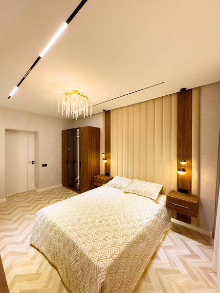 Цум, Центр, Ц-7, 2в3х/2/4 62 М², 2 балкона, меб/техника!