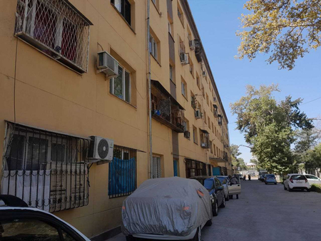 Уй сотилади, 1 хонали, ўзимники. Продам 1 ком-й общежит, своя!
