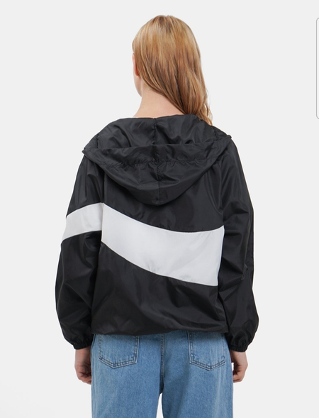 Тонкая спортивная куртка с капюшоном ( unisex )