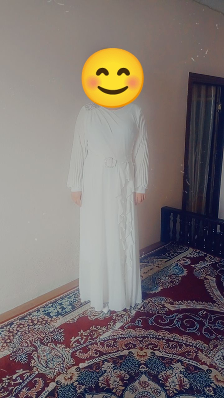 Toza goynak bir marta giyilgan sotiladi 280 ming galishiladi