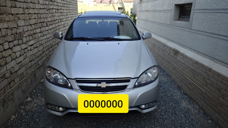 Lacetti 2009 zudlik bn sotiladi.