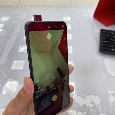 Продается Honor 9x 4гб Озу, 128 гб память