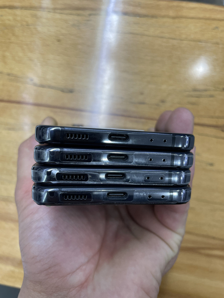 Samsung galaxy Z flip 4