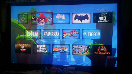 Playstation 3 Slim. + 2 ta Yengi Joystick. Bonus 25 GAMES.