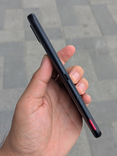 Asus rog 6 (12/256 игровая ракета)