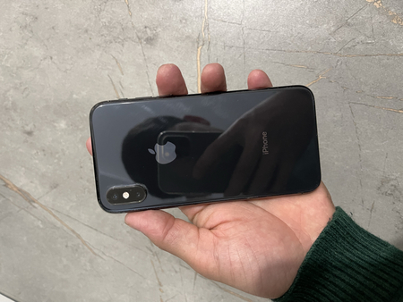 Iphone xs (srochna)