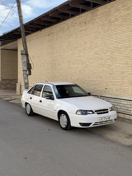 Nexia 2 2015 yil polni navarot