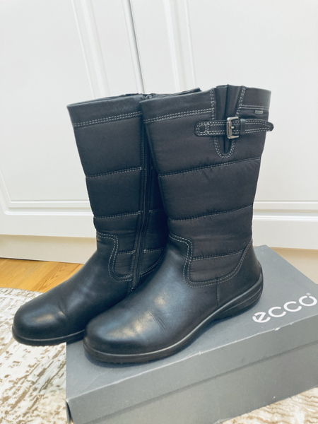 Сапоги от бренда  ECCО, оригинал