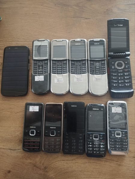 Telefon nokia 8800 Nokia  6700