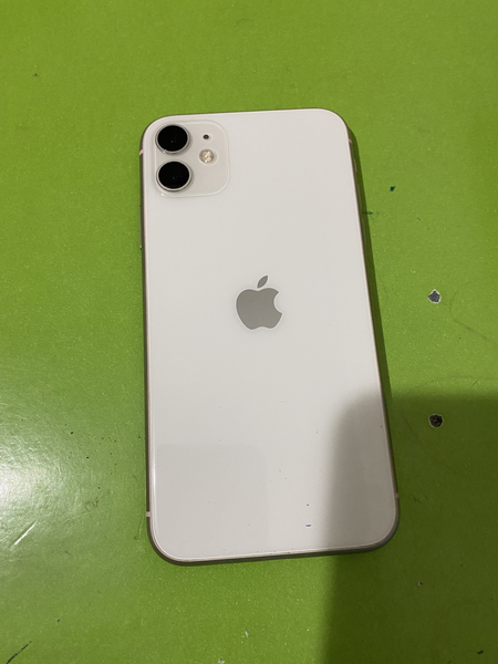 Телефон Ihone 11