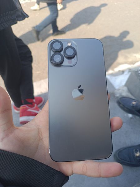 iphone 13 pro max region kha yonkis 86