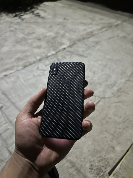 Iphone x 256 gb sotiladi srochna