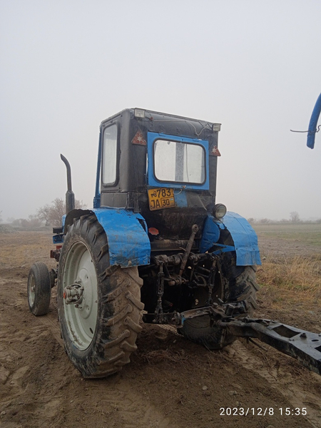 Traktor 28 sotilad