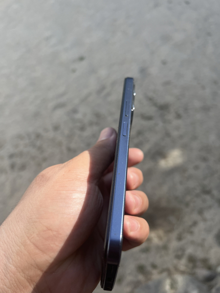 Vivo Y35 4+4 128 gb 5000 amper batareka