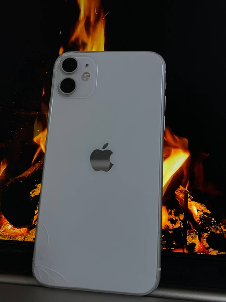 Iphone 11 Ideal Ochlmagan 64 gb