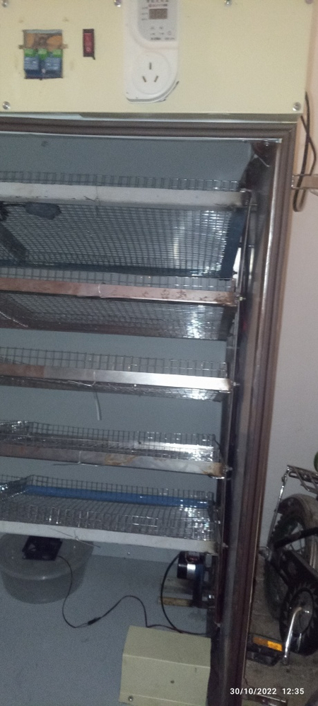 Inkubator 1000 talik