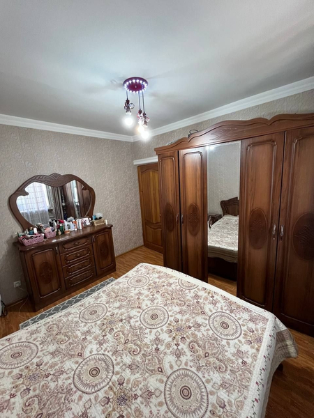77-серия 2в3/4/4 мебель техника 62м2 Метро.Д.Народов