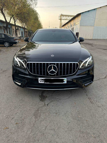 Mercedes Benz E200 w213 4 matic